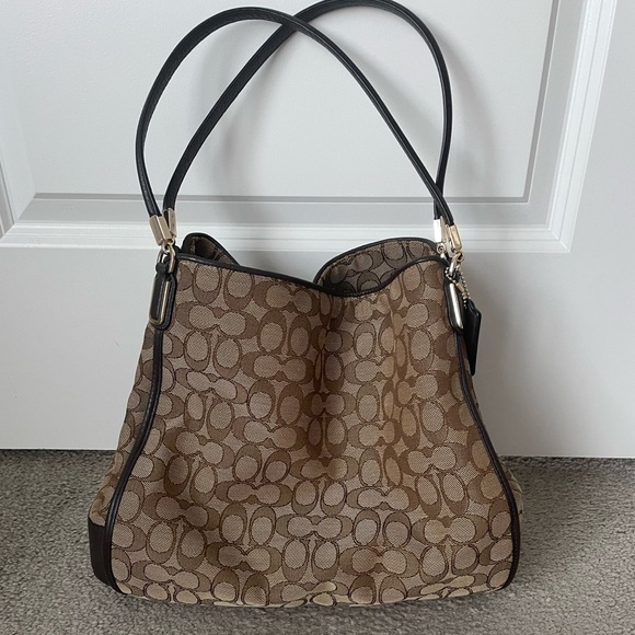 Coach | Bags | Coach Shoulder Bag In Signature | Poshmark
